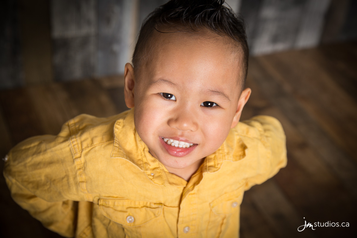 The Pham’s Family Photos at JM Studios in Calgary